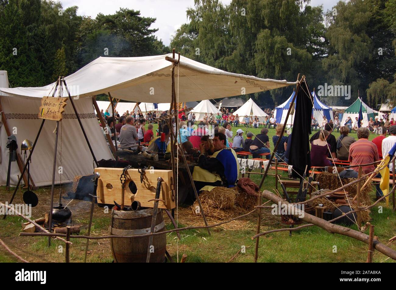 Medieval camp at the medieval festival Spectaculum in Bueckeburg Stock ...