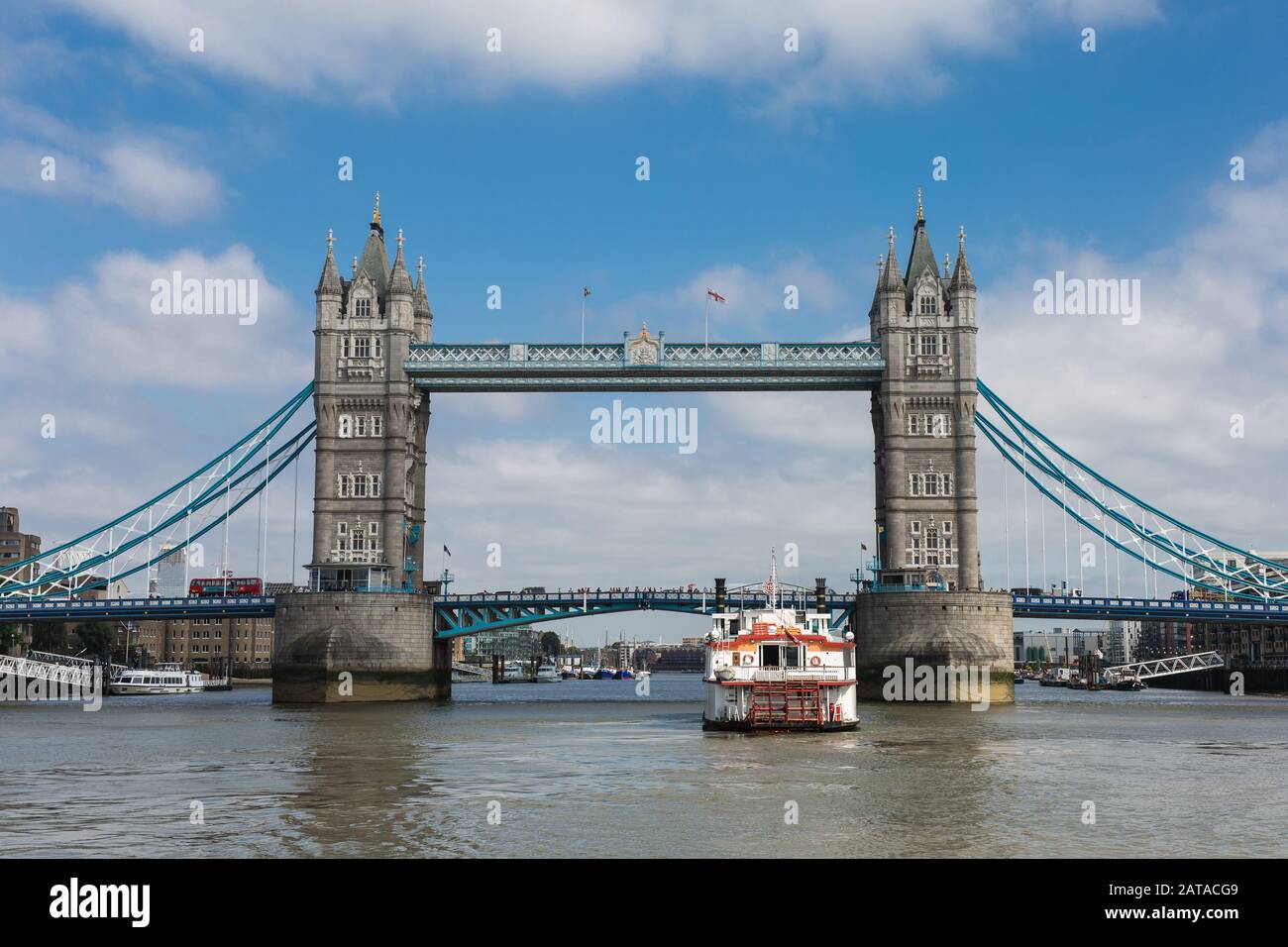 Tower Bridge, a Combined Bascule and Suspension Bridge in London Stock ...