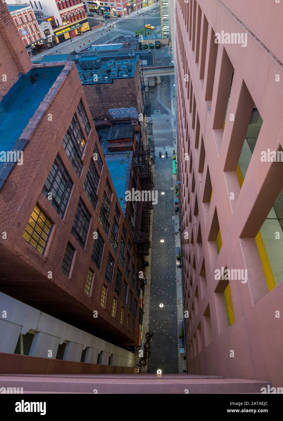 Street view of downtown area of Detroit Stock Photo - Alamy