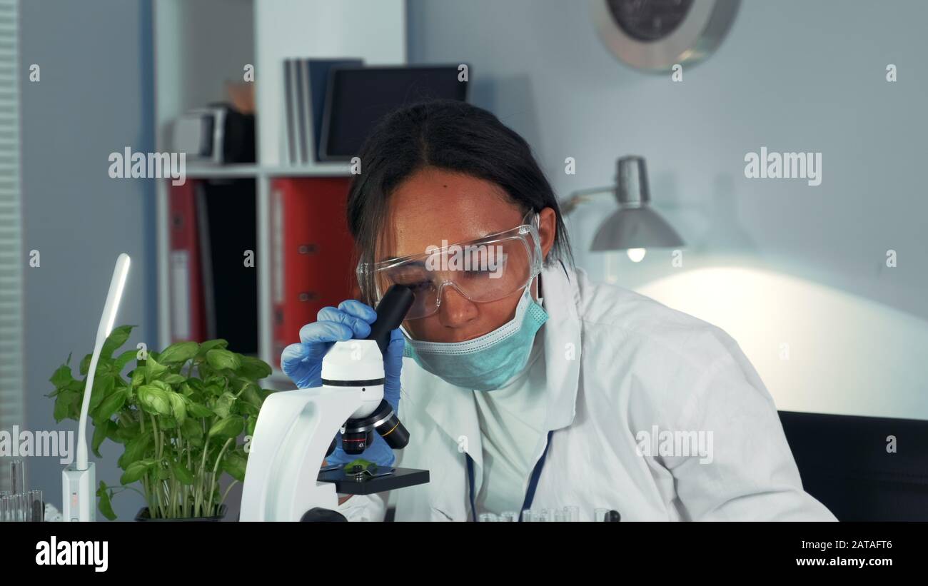 Observation under microscope hi-res stock photography and images - Alamy