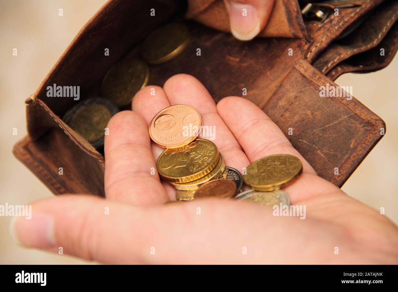 Handful loose change hi-res stock photography and images - Alamy