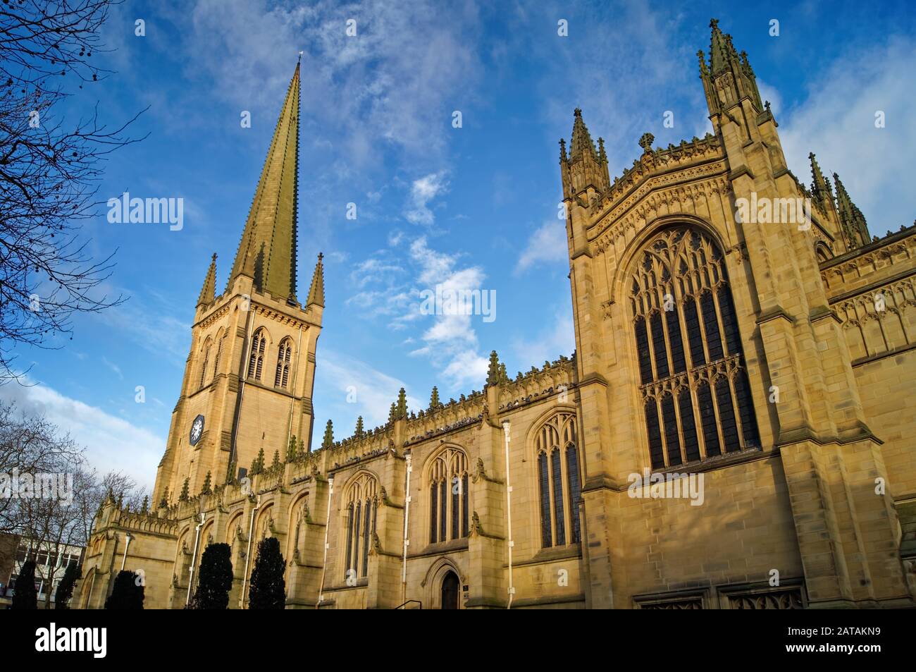 UK,West Yorkshire,South Face of Wakefield Cathedral Stock Photo - Alamy