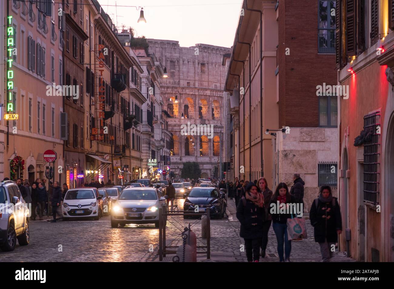 Night 2 people car hi-res stock photography and images - Alamy