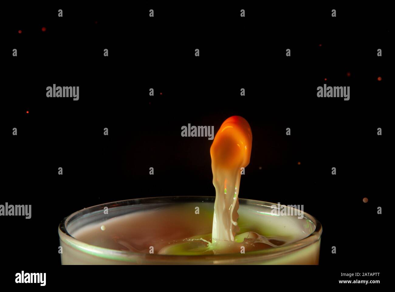 Cream drop hi-res stock photography and images - Alamy