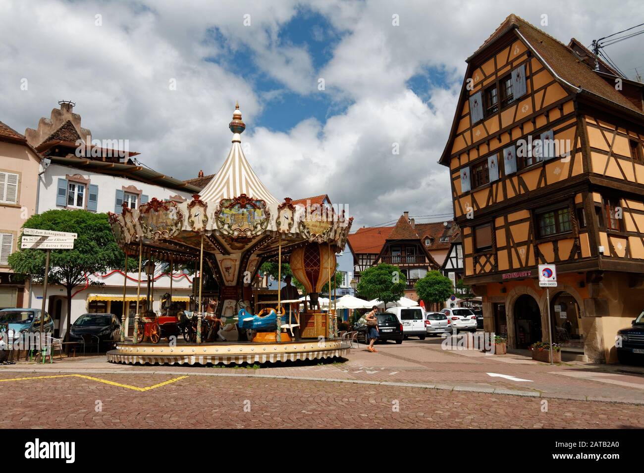 Streets and squares of Obernai Stock Photo - Alamy
