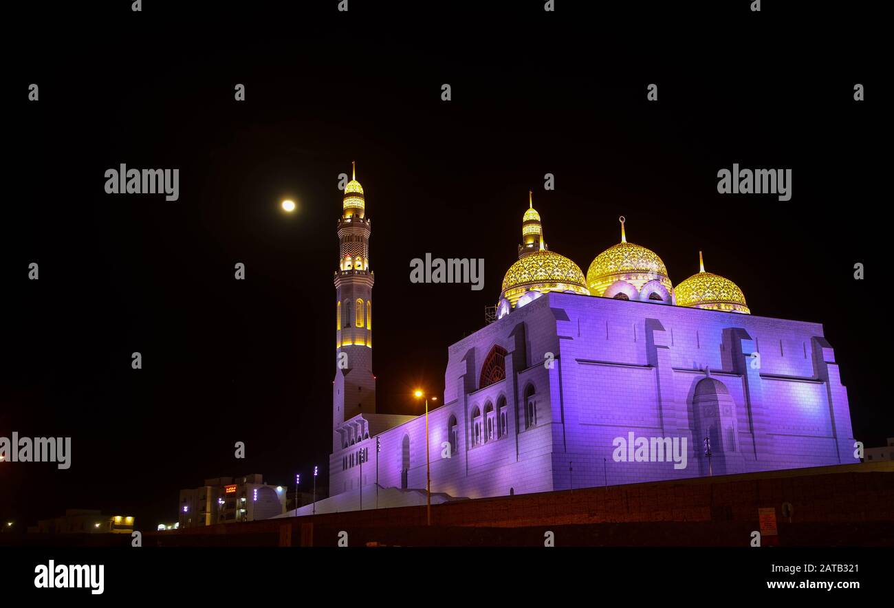 Muscat night moon hi-res stock photography and images - Alamy