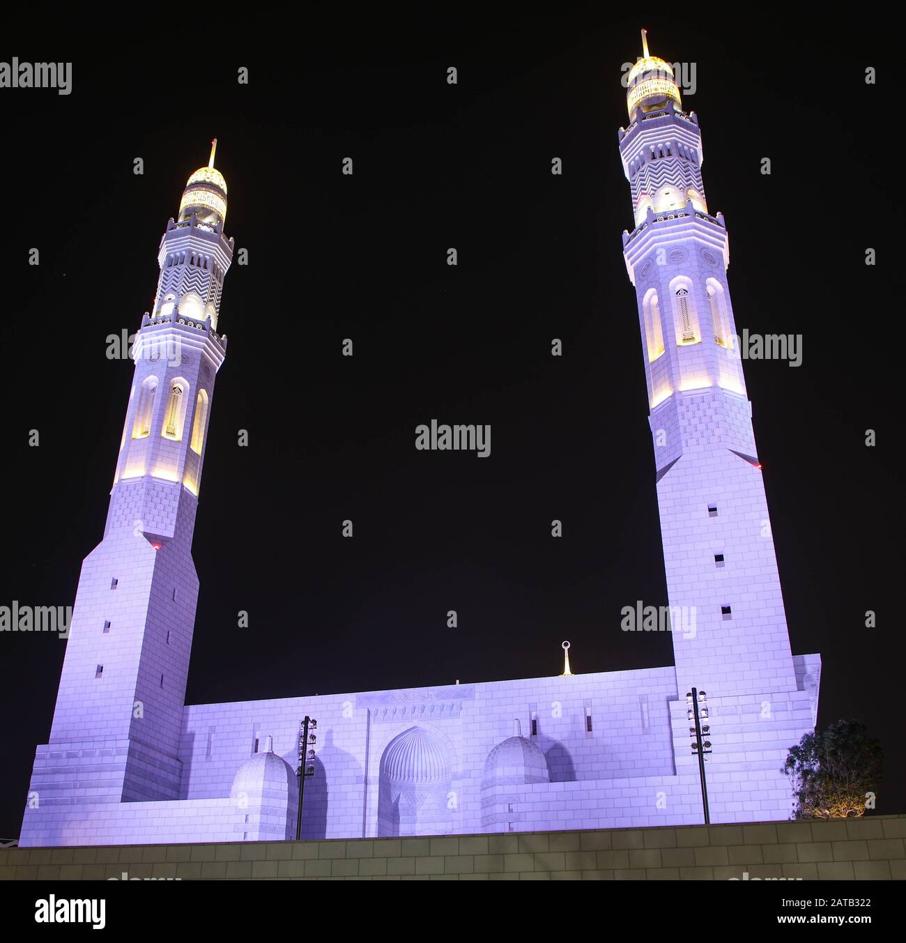 Muscat night moon hi-res stock photography and images - Alamy