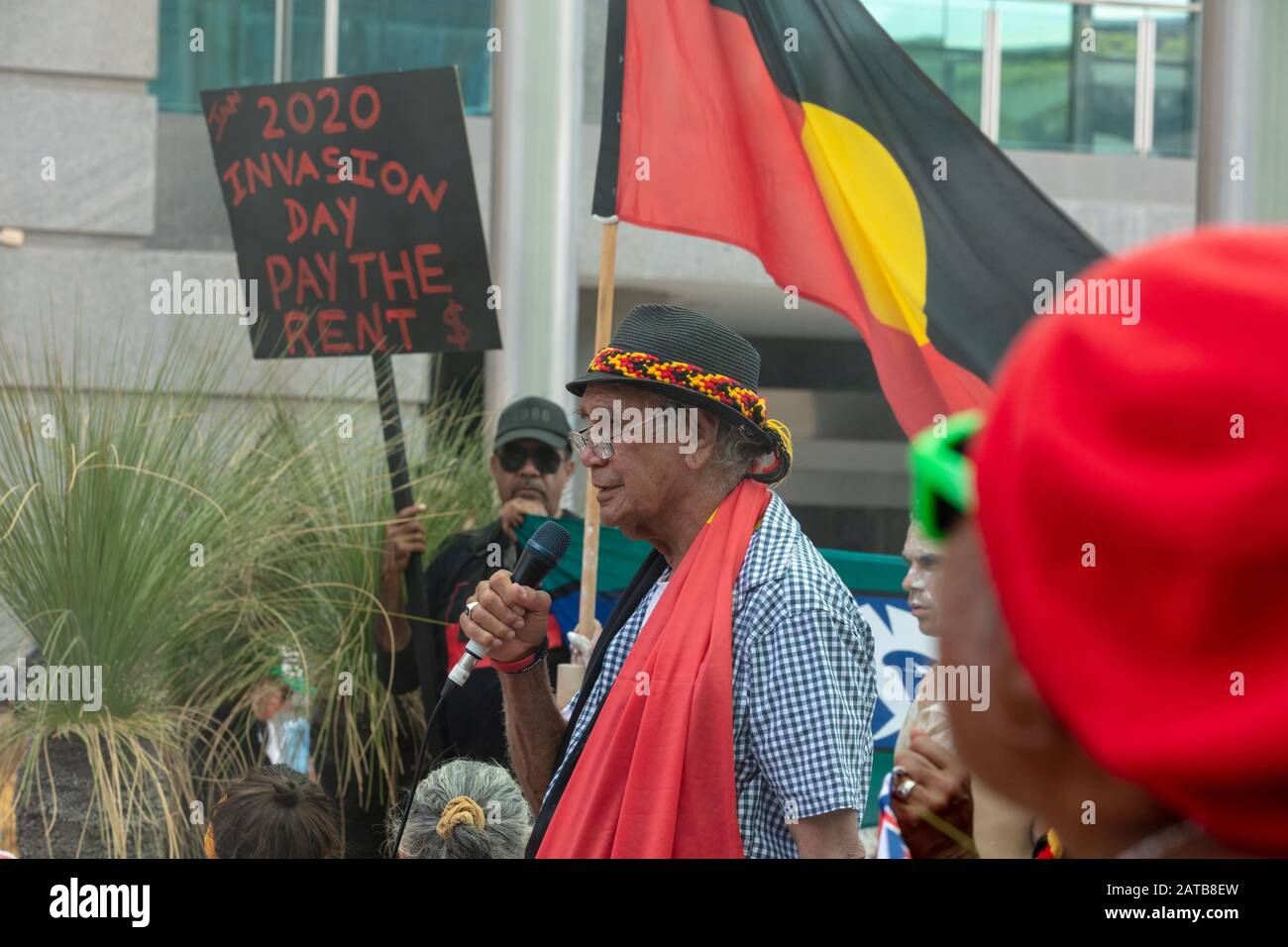Aboriginal elder man hi-res stock photography and images - Alamy