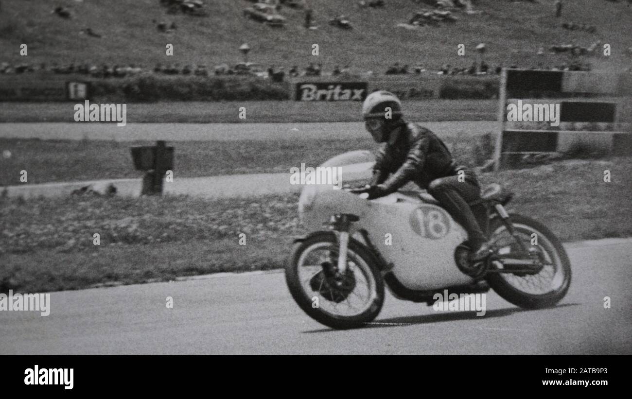 Motorcycle racing 1960s hi-res stock photography and images - Alamy
