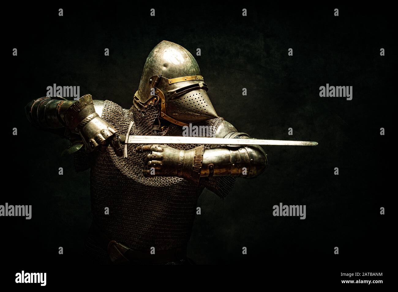 Knight armour hands hi-res stock photography and images - Alamy