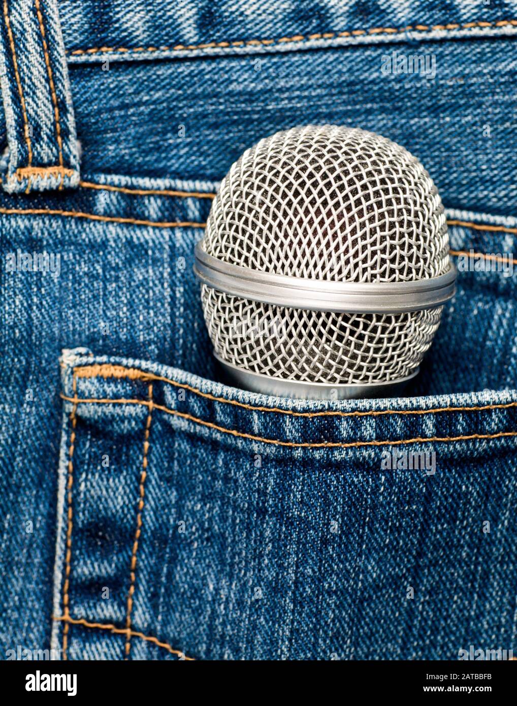 Jeans microphone hi-res stock photography and images - Alamy