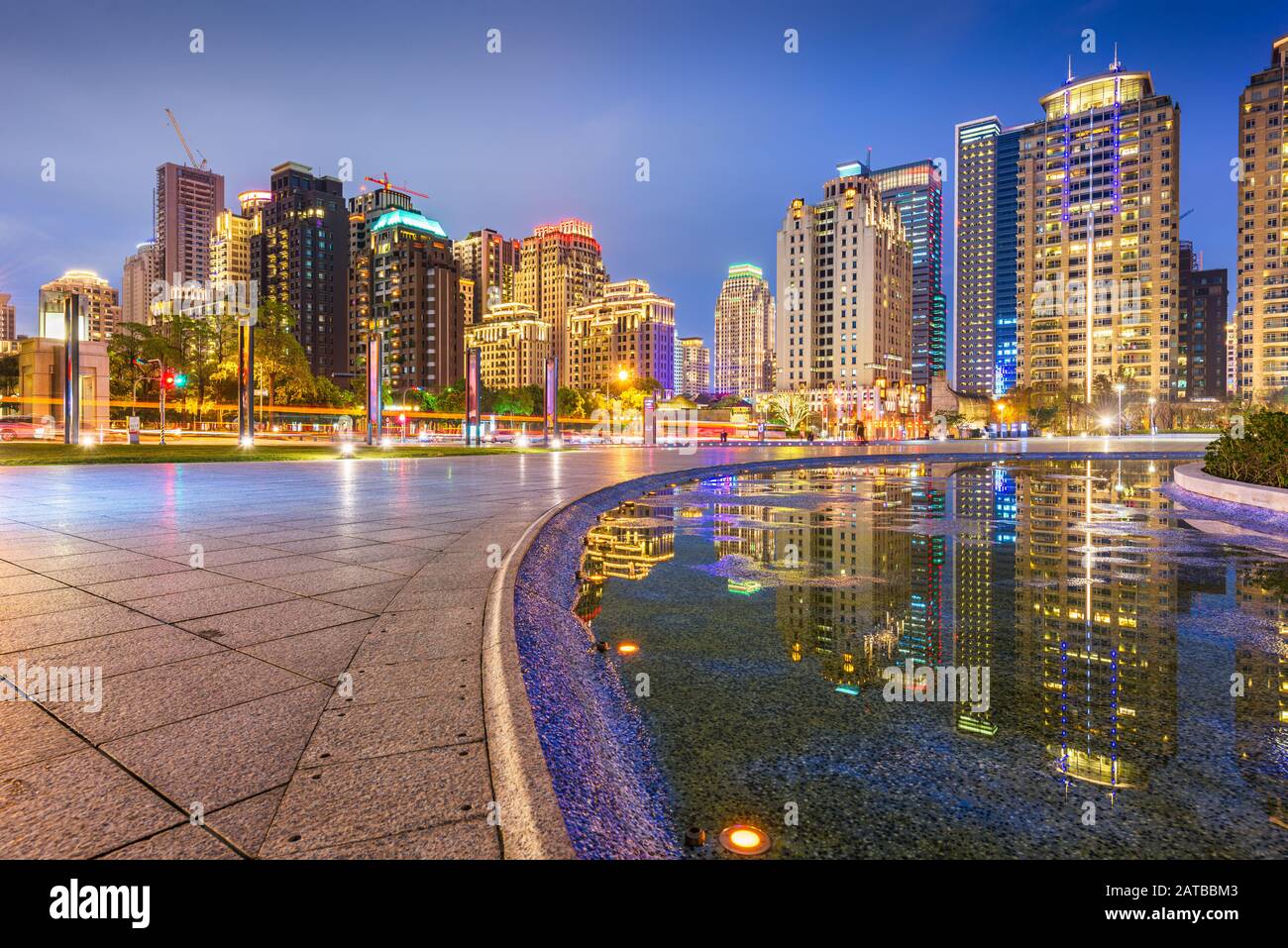 Taichung plaza hi-res stock photography and images - Alamy