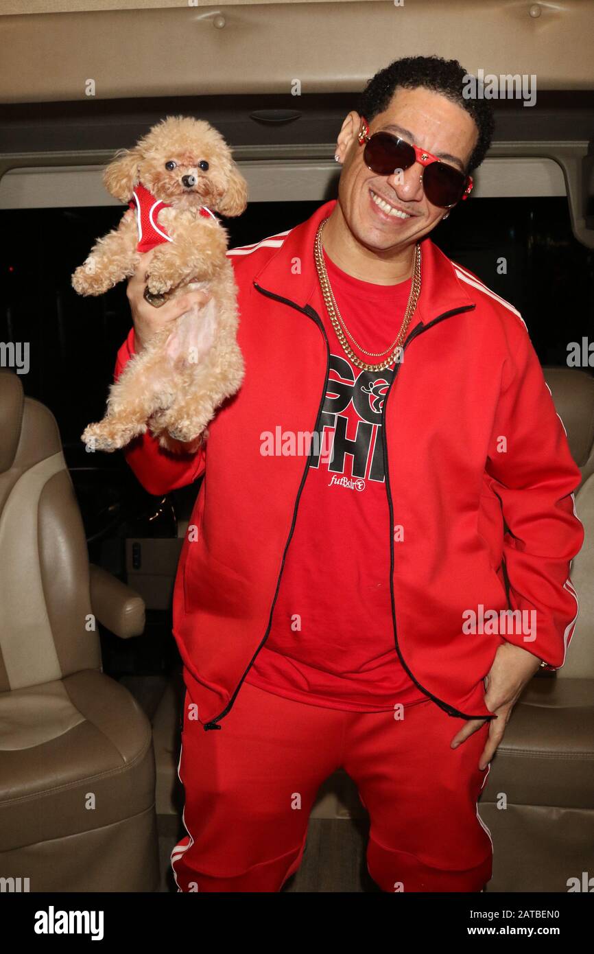 Kid capri hi-res stock photography and images - Alamy