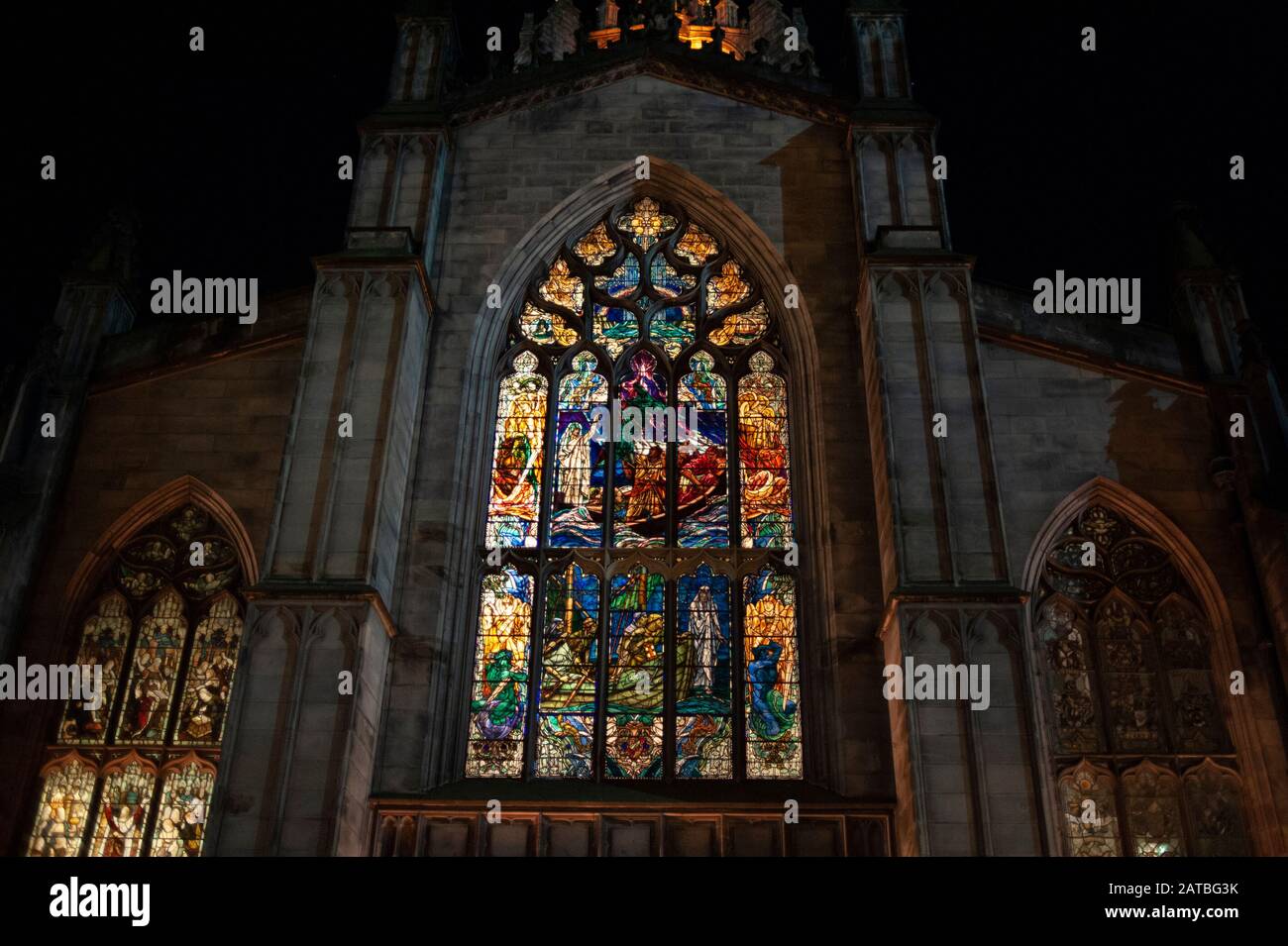 Cathedral windows hi-res stock photography and images - Alamy