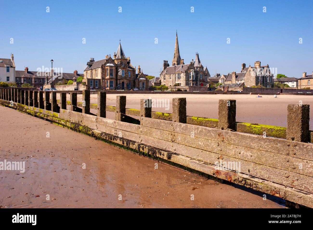 A wooden groyne on Portobello Beach. Edinburgh cityscape/travel ...