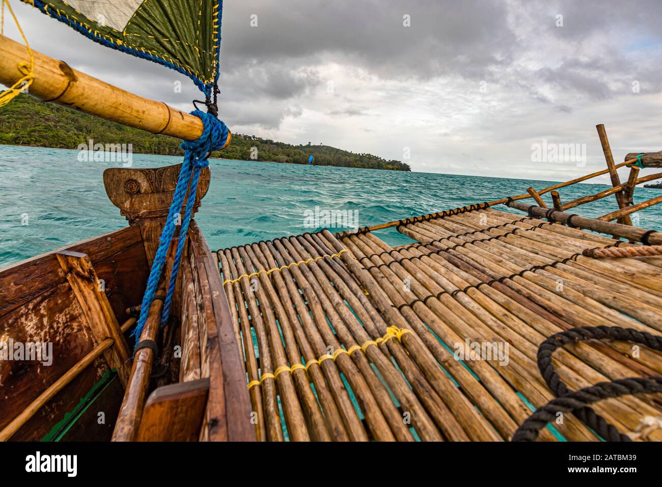 Polynesian style sailing on a Proa (multi-hull outrigger sailboat) in ...