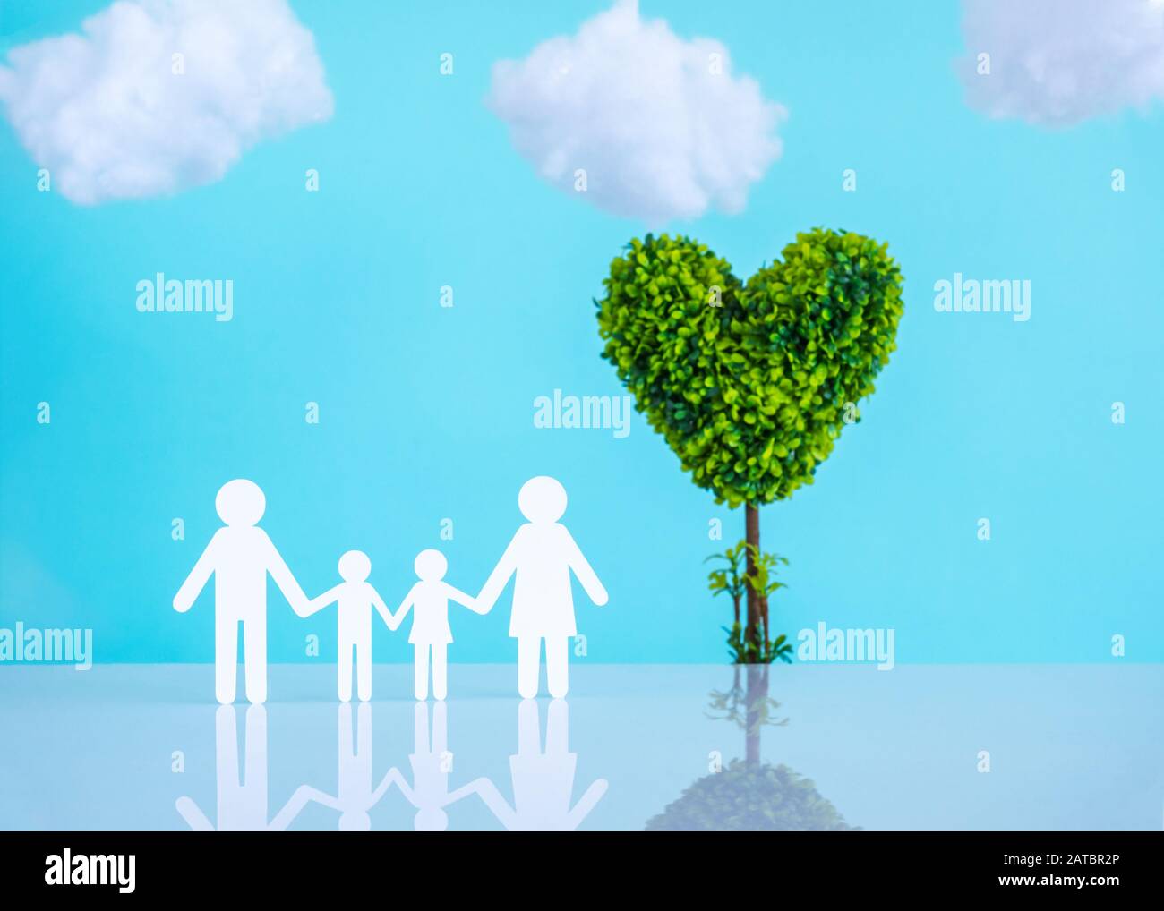 Family craft idea hi-res stock photography and images - Alamy