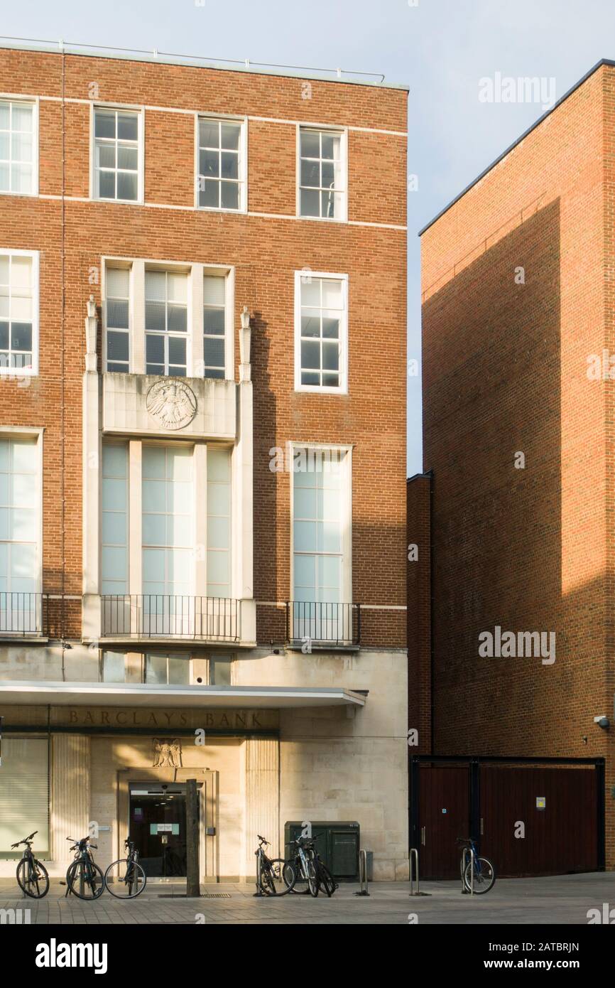 British shops 1950s hi-res stock photography and images - Alamy
