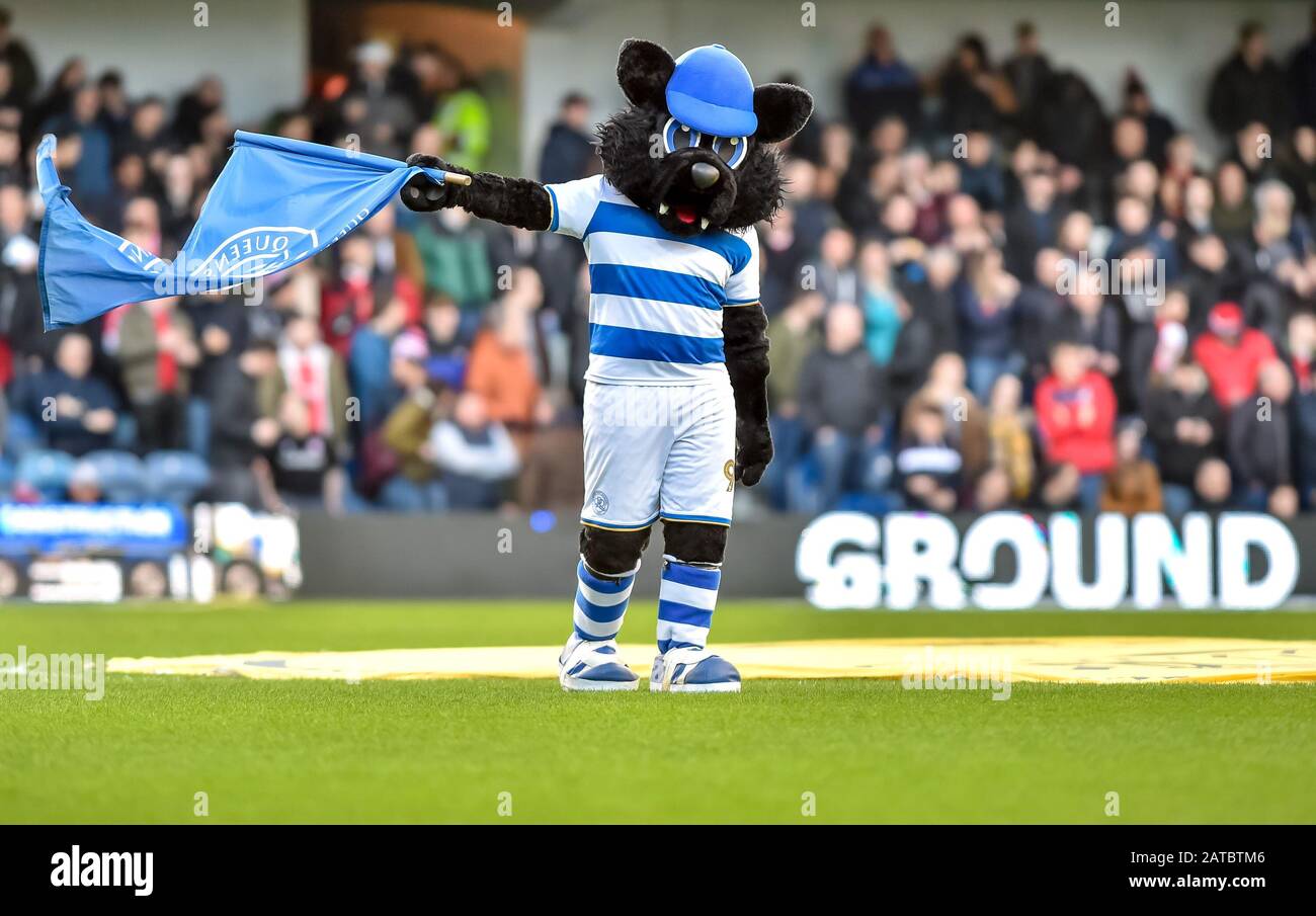 Queens park rangers mascot jude the cat hi-res stock photography and ...