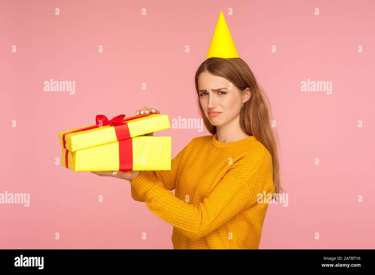 Upset girl birthday party hi-res stock photography and images - Alamy