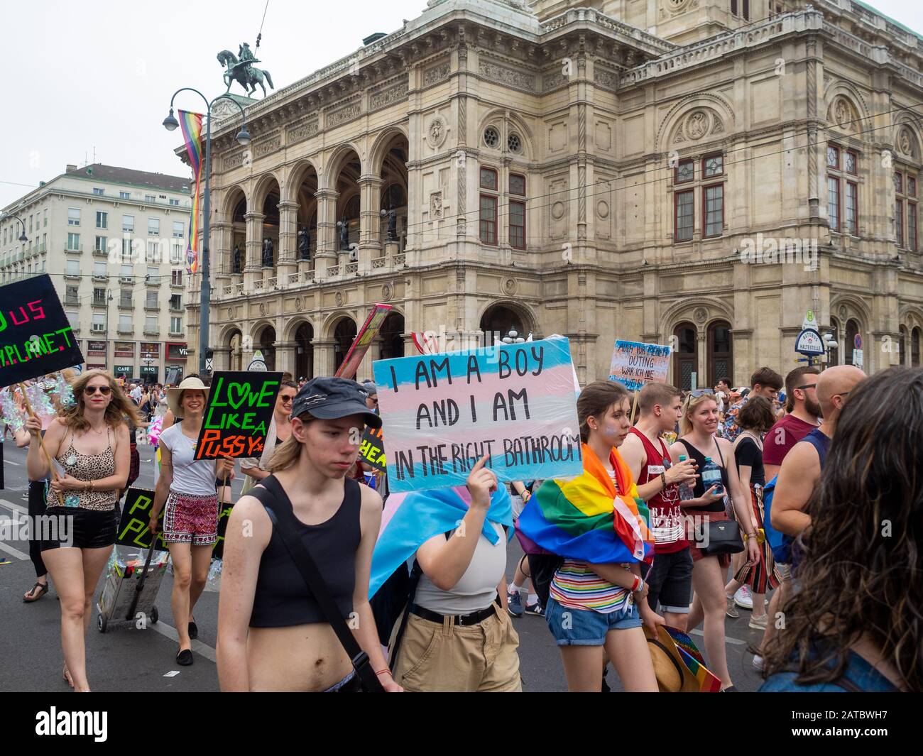 Gay pride vienna austria hi-res stock photography and images - Alamy