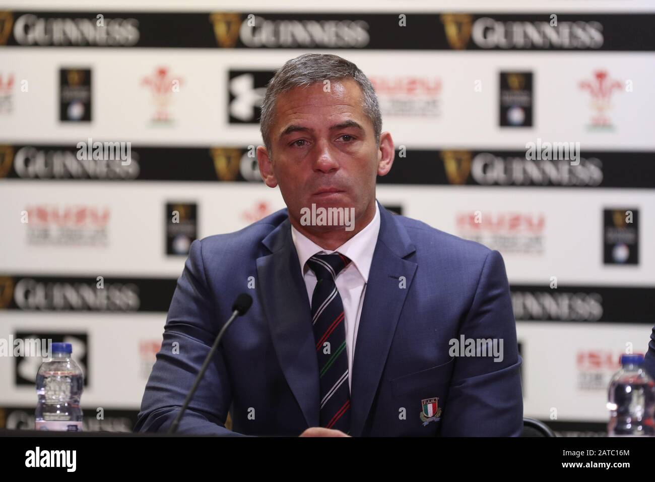 Franco smith head coach of italia hi-res stock photography and images ...