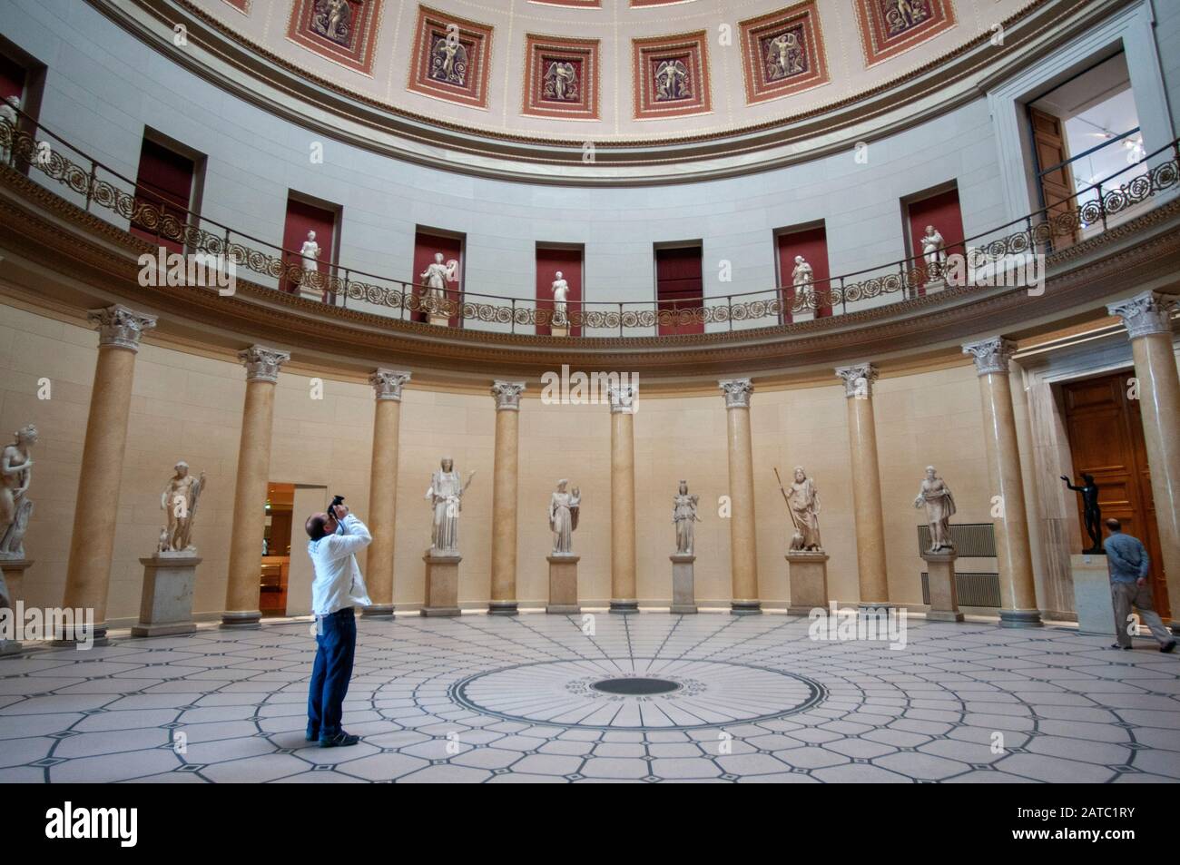 Altes museum interior berlin hi-res stock photography and images - Alamy