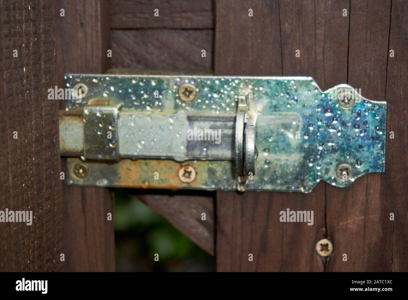 Door slide bolt and latch hi-res stock photography and images - Alamy