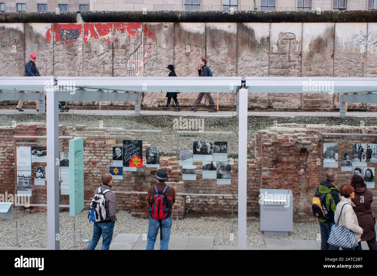 Tourists at the Topography of Terror outdoor museum in Berlin, Germany ...