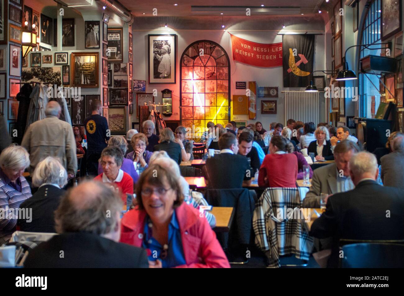 Berlin restaurant interior hi-res stock photography and images - Alamy