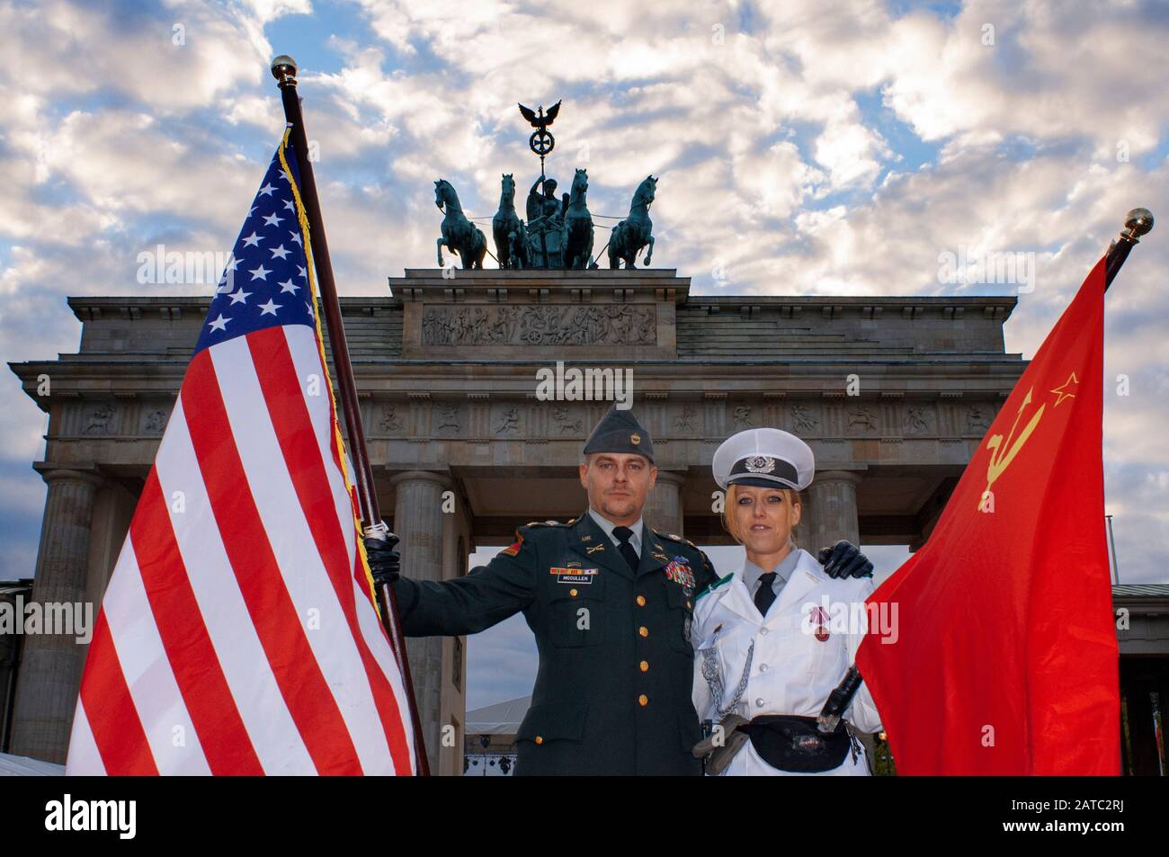 Military actors hi-res stock photography and images - Alamy