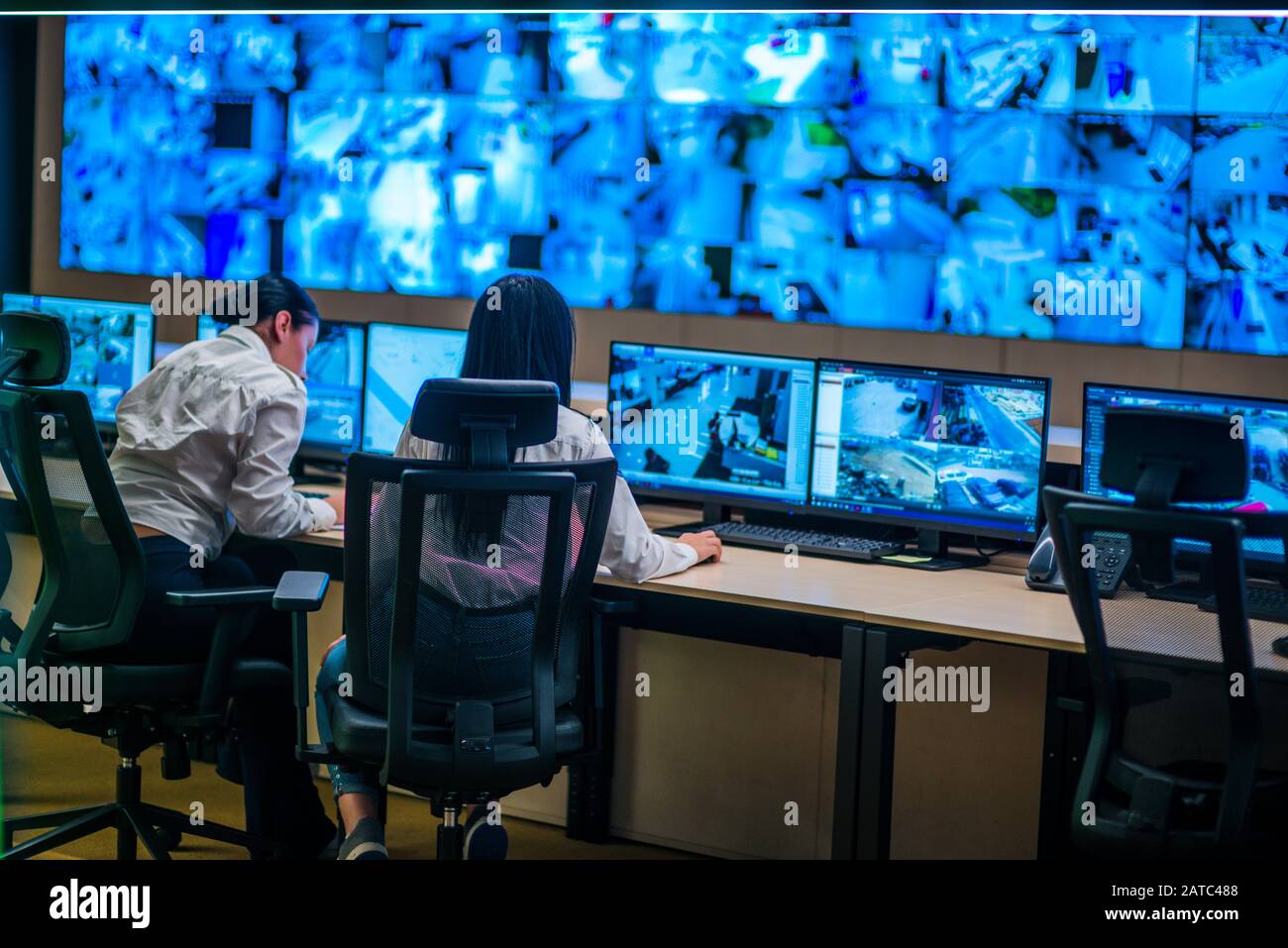 Cctv control room green screen hi-res stock photography and images - Alamy