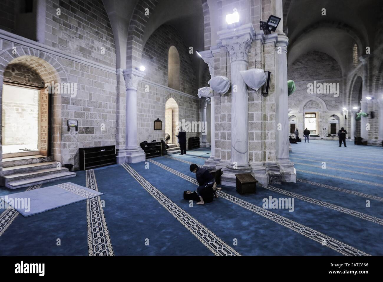Al omari grand mosque hi-res stock photography and images - Alamy