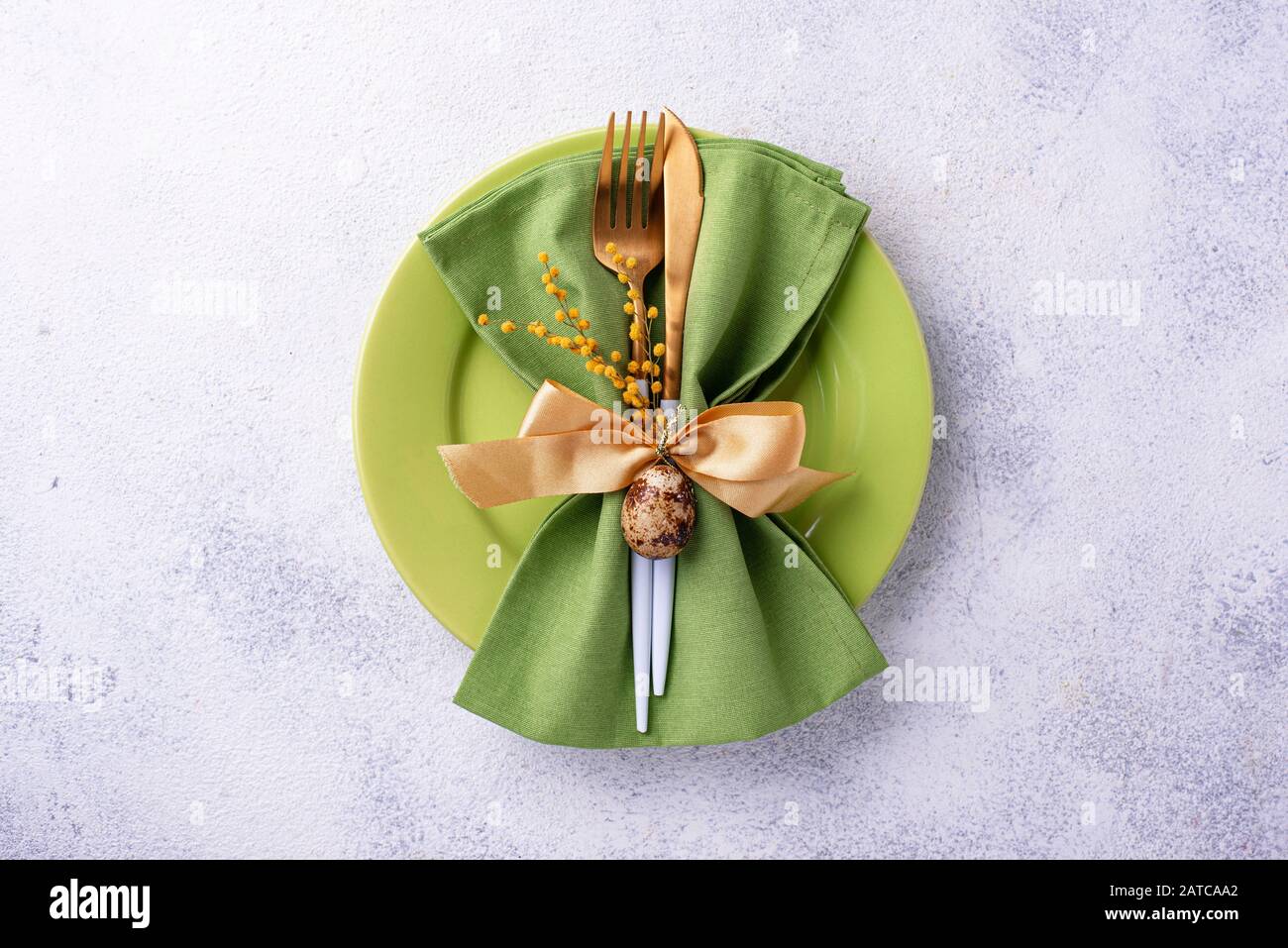 Table setting background hi-res stock photography and images - Alamy