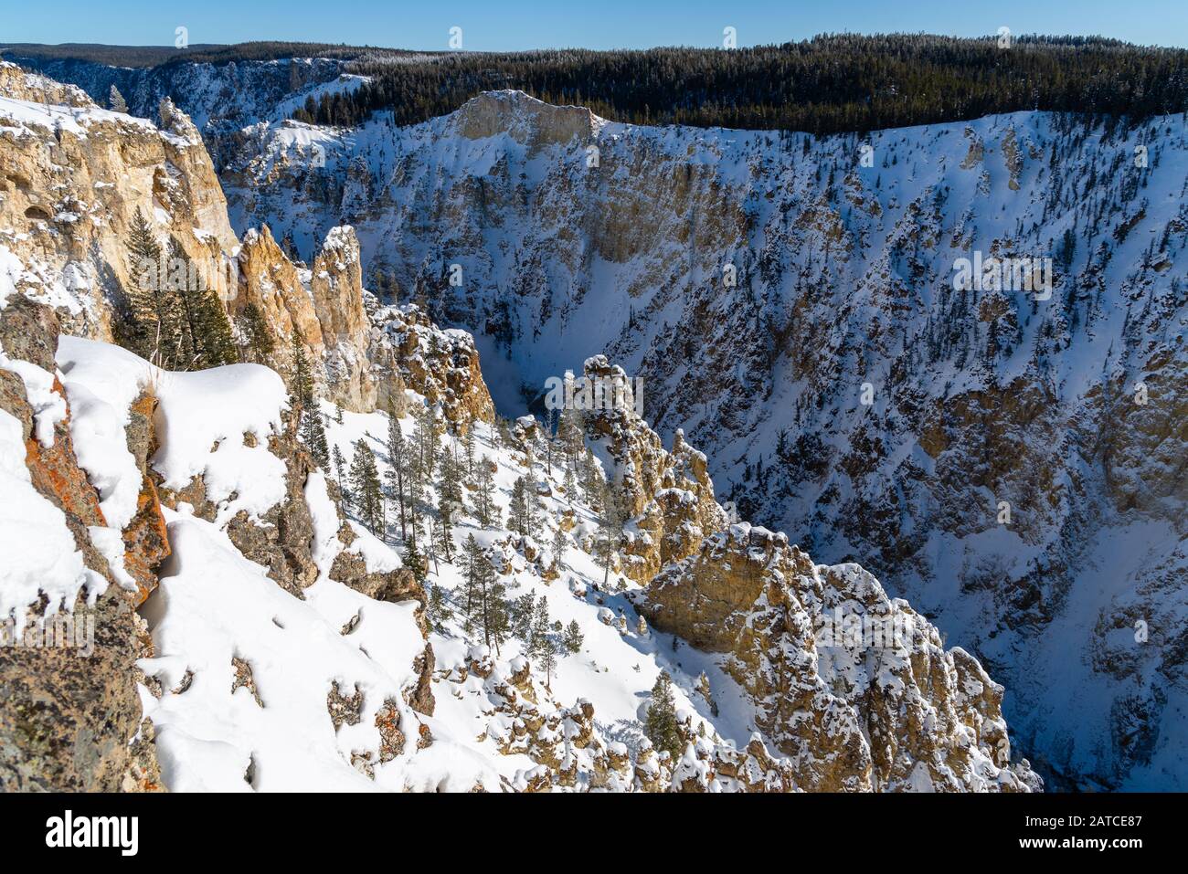 Rock outcrops hi-res stock photography and images - Alamy