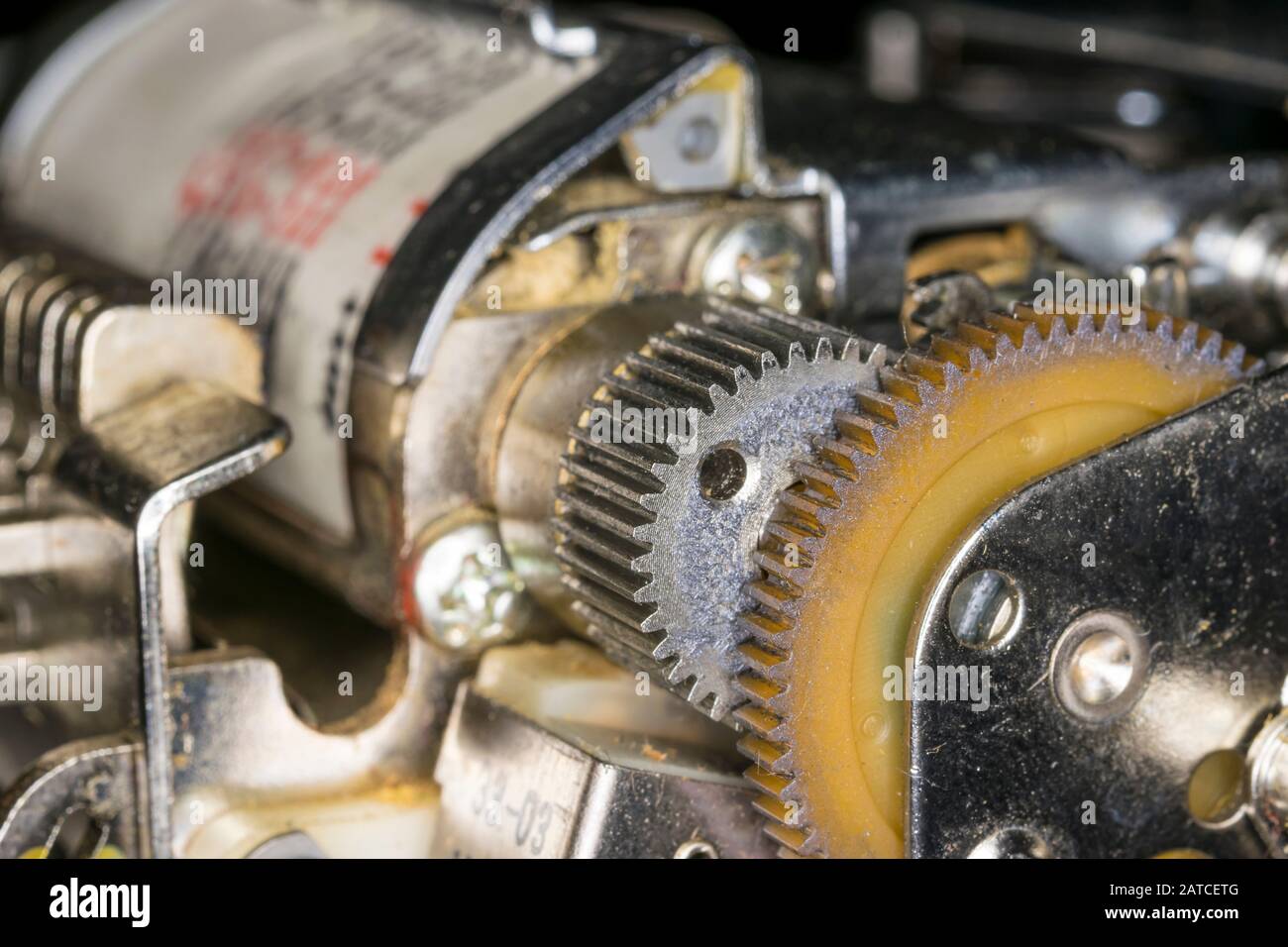 Gears of a mechanical calculation machine Stock Photo - Alamy