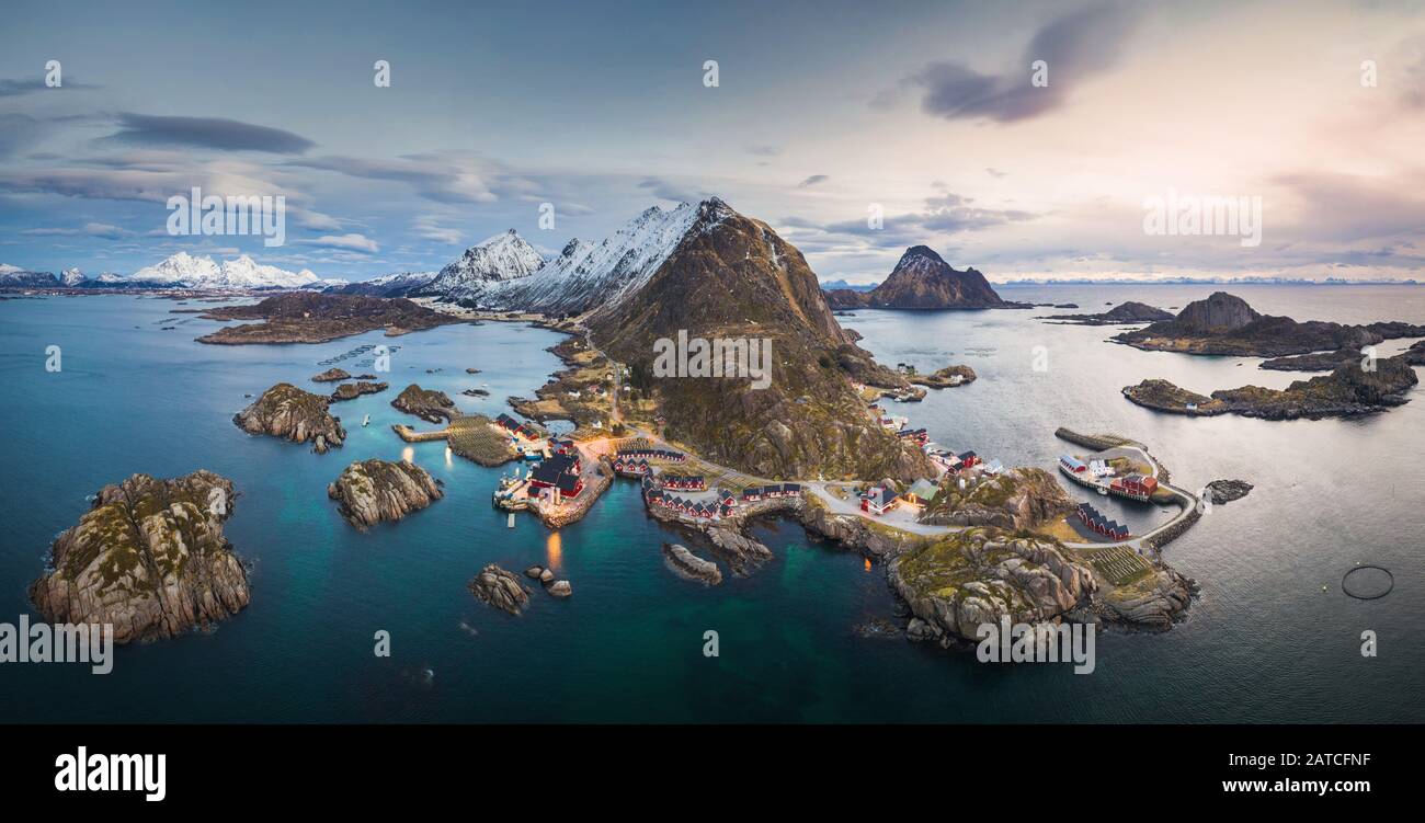 Mortsund lofoten islands norway hi-res stock photography and images - Alamy