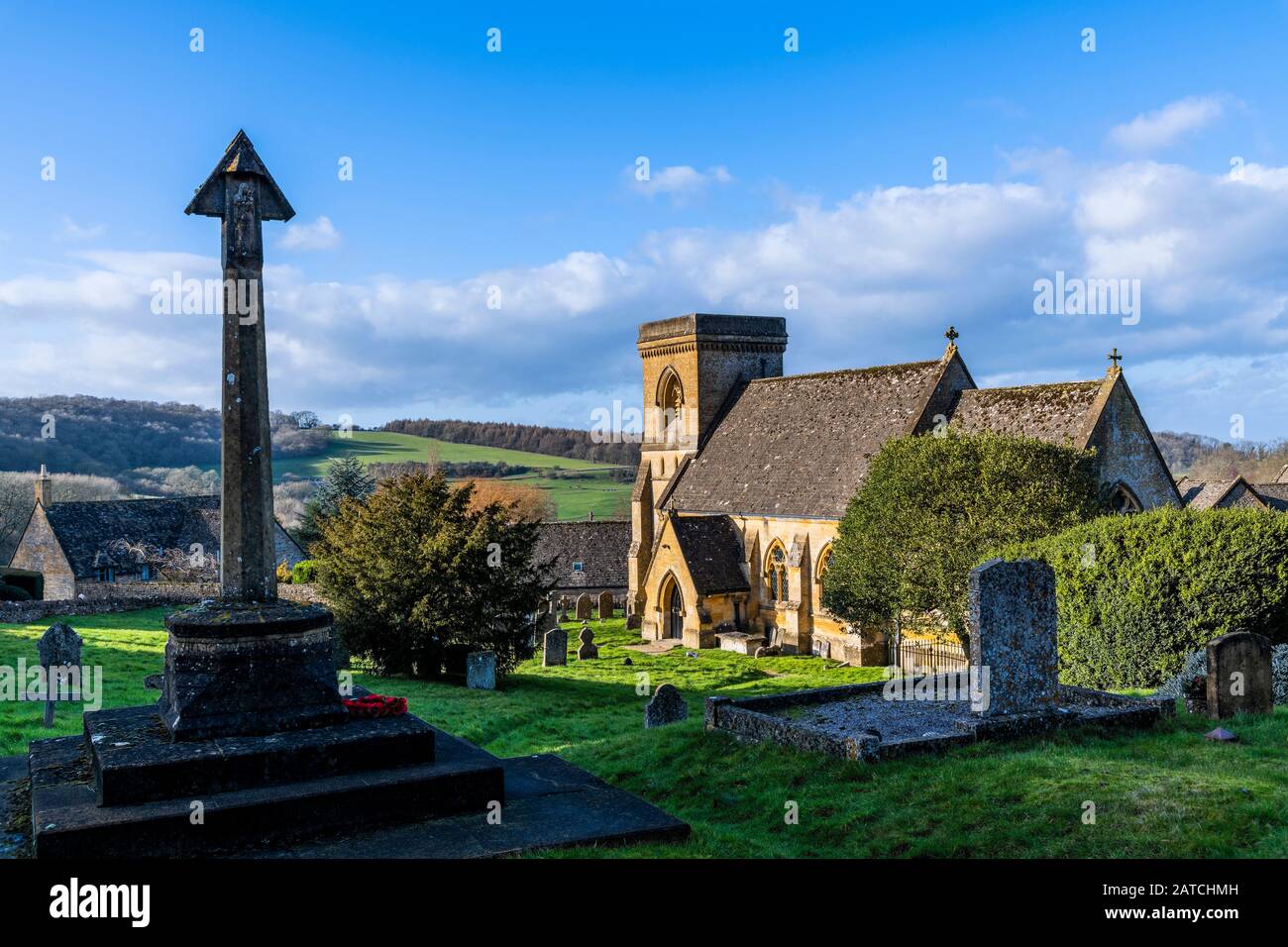 snowshill village church cotswolds england uk Stock Photo - Alamy