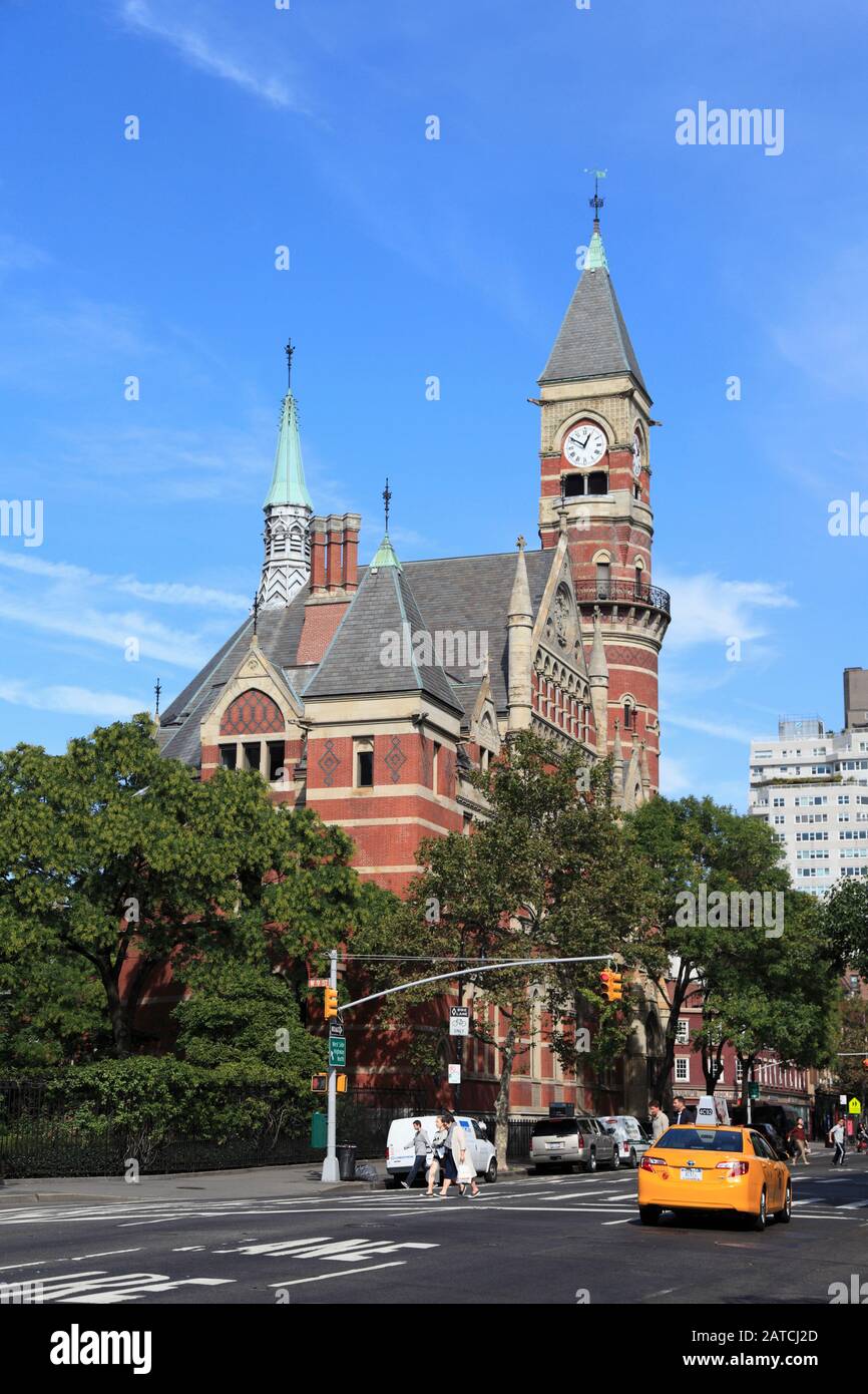 Avenue of the americas greenwich village hi-res stock photography and ...