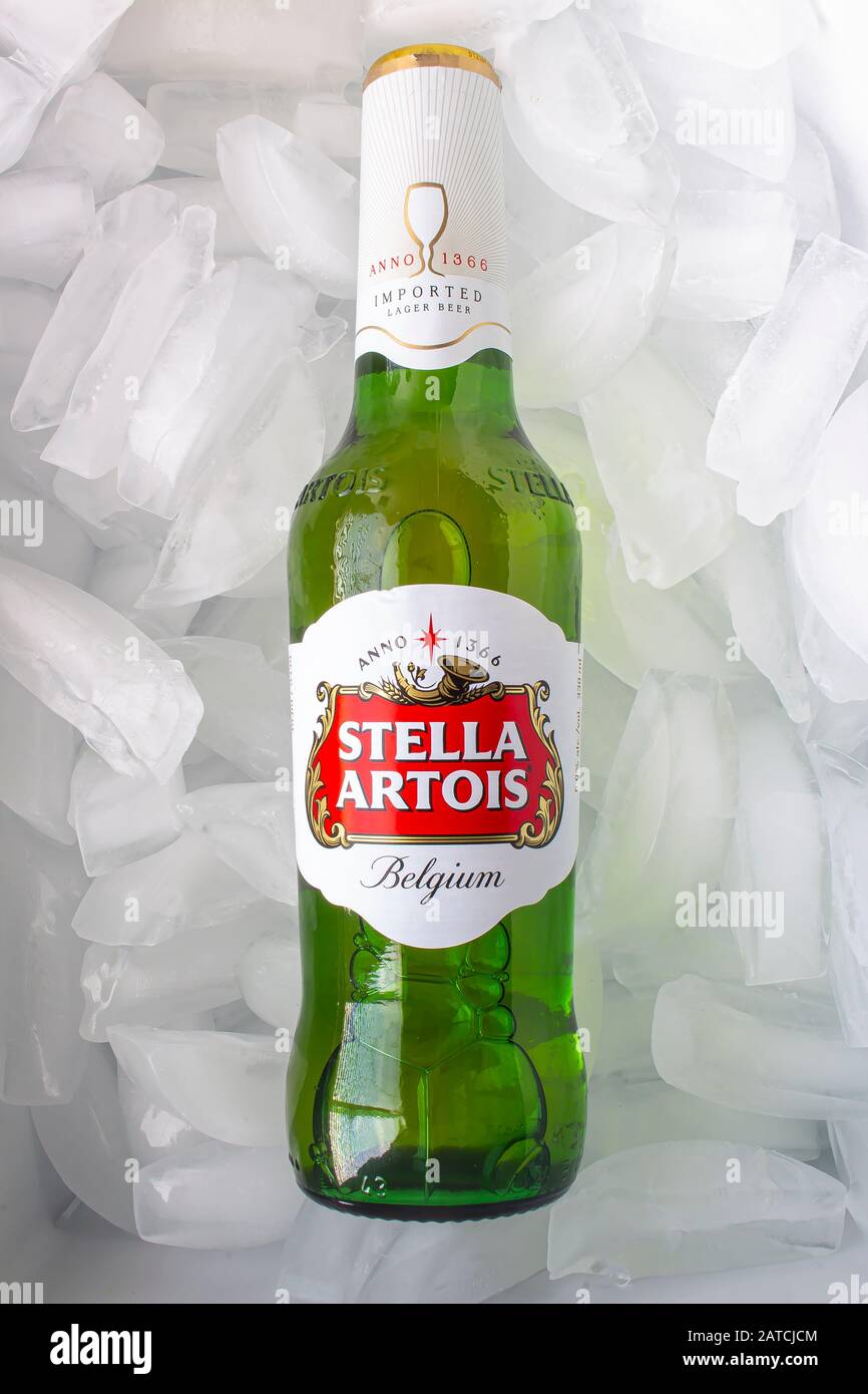 Stella artois hi-res stock photography and images - Alamy