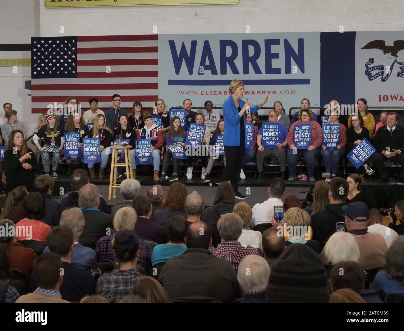 Iowa City, Iowa, USA. 1st Feb, 2020. Senator Elizabeth Warren addresses ...