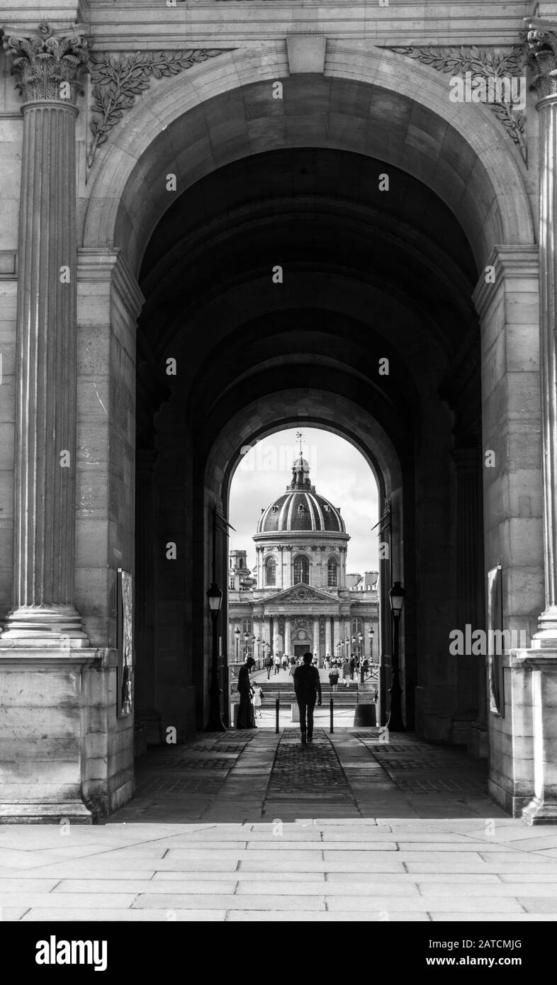 Silhouette in Paris Stock Photo - Alamy