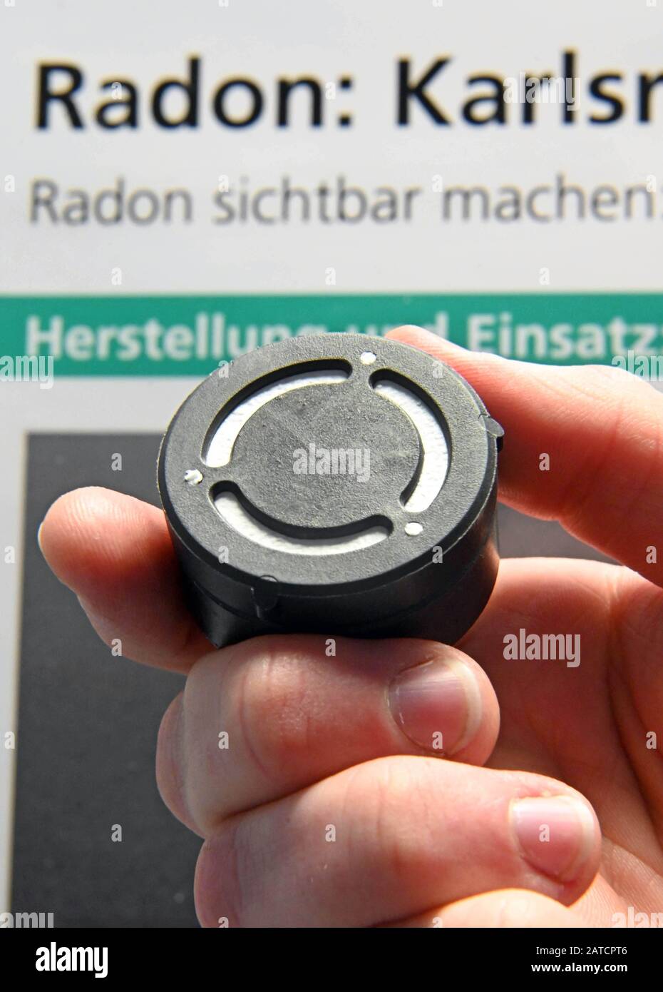 Radon measurement hi-res stock photography and images - Alamy