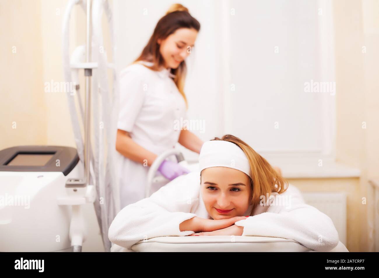 Woman getting LPG hardware massage at the beauty clinic Stock Photo - Alamy
