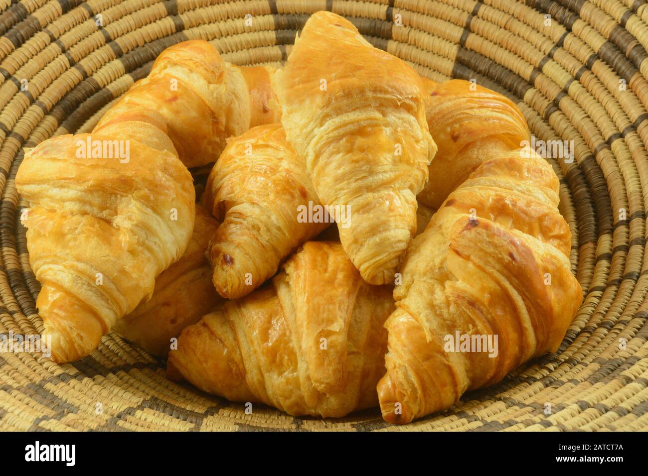 Croissants basket hi-res stock photography and images - Alamy