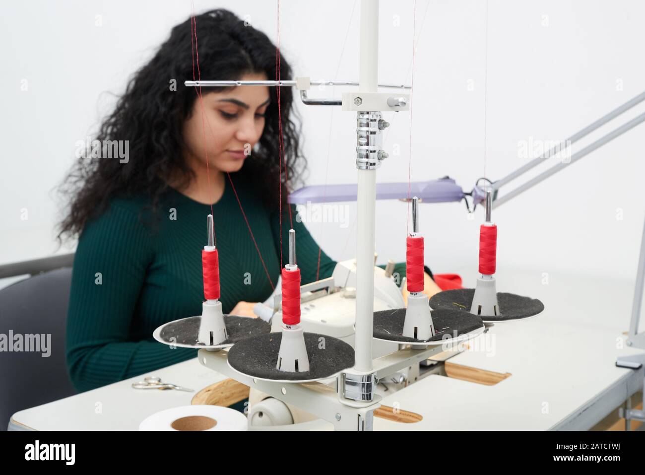 Using edging tool hi-res stock photography and images - Alamy