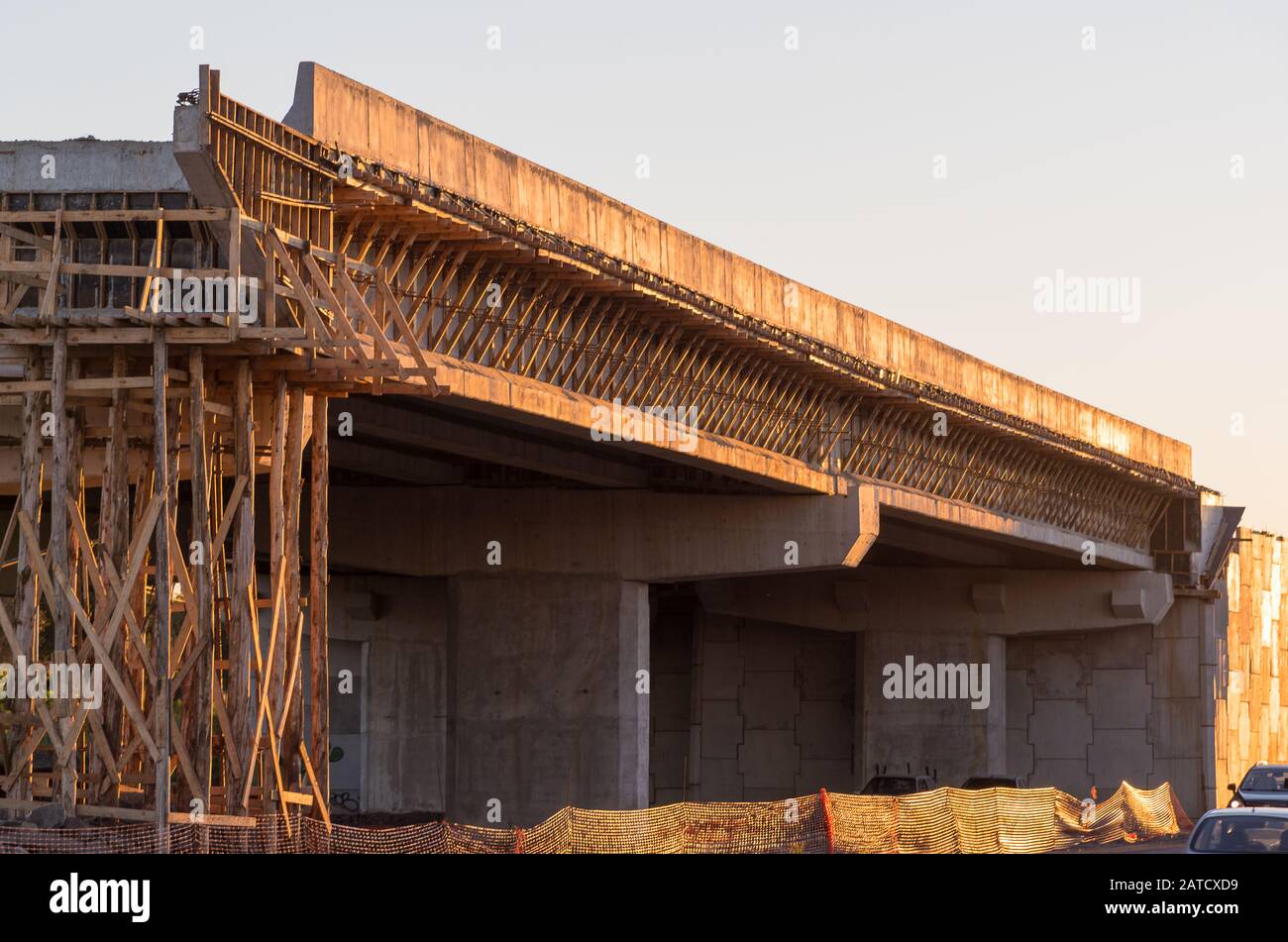 Brazil unfinished building hi-res stock photography and images - Alamy
