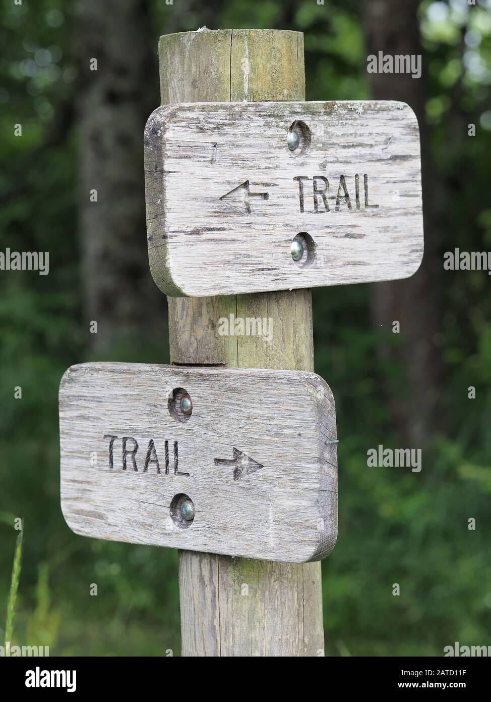 Public hiking trails hi-res stock photography and images - Alamy