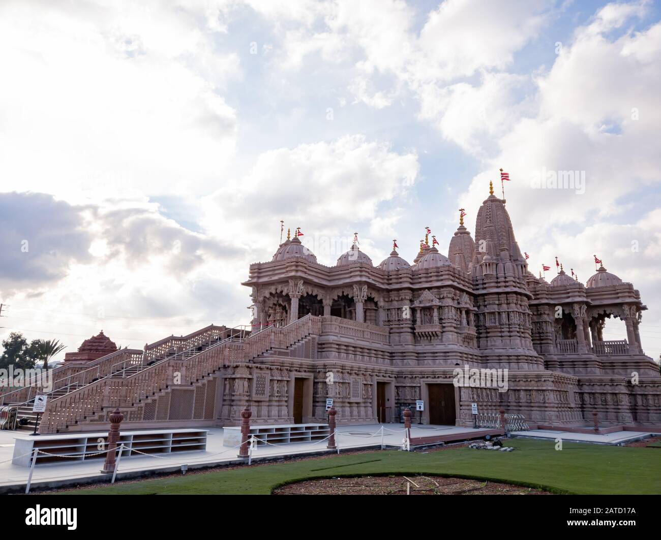Exterior view of the famous BAPS Shri Swaminarayan Mandir at Chino ...