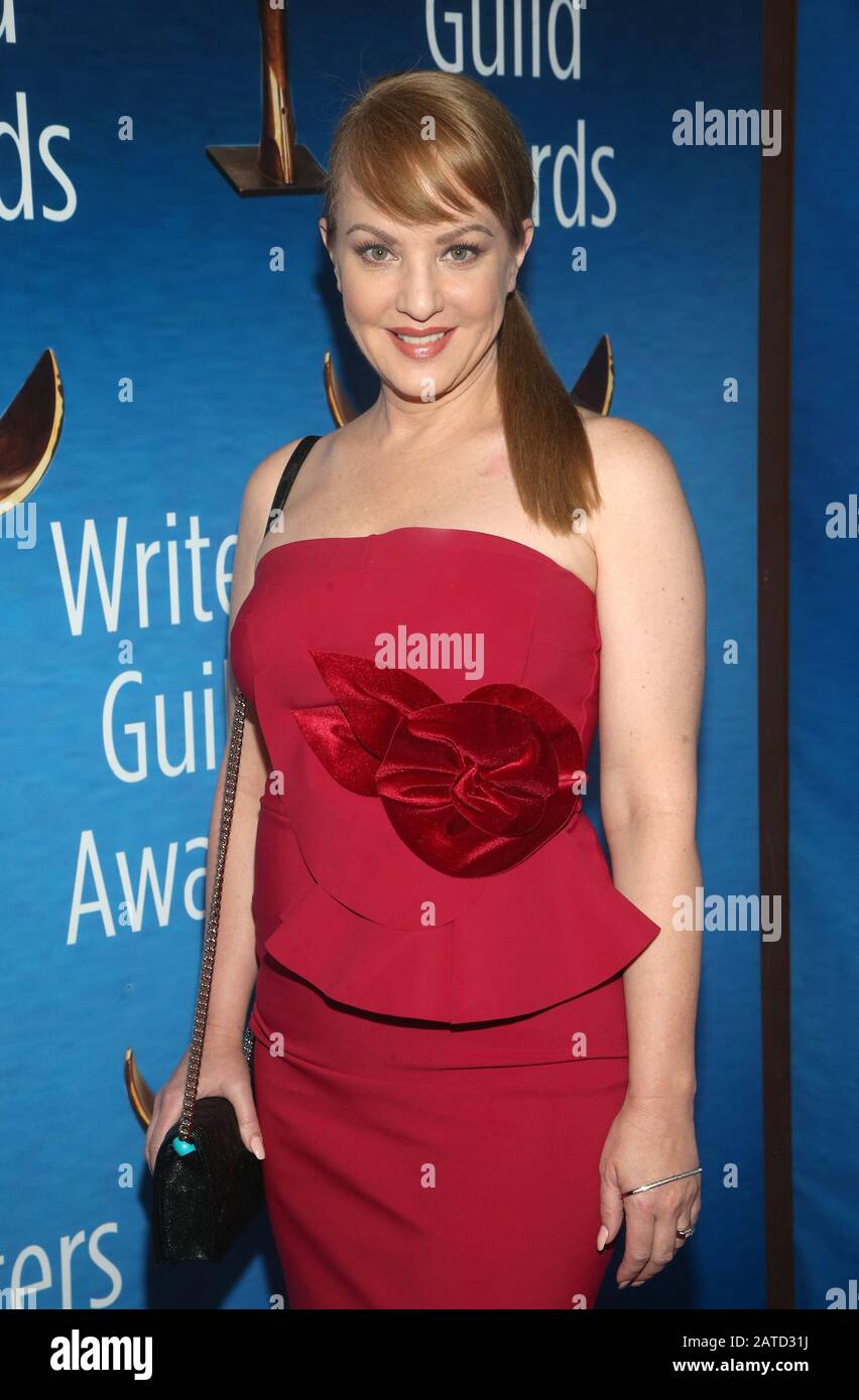 Beverly Hills, USA. 1st Feb, 2020. Wendi McLendon-Covey, at the 2020 ...